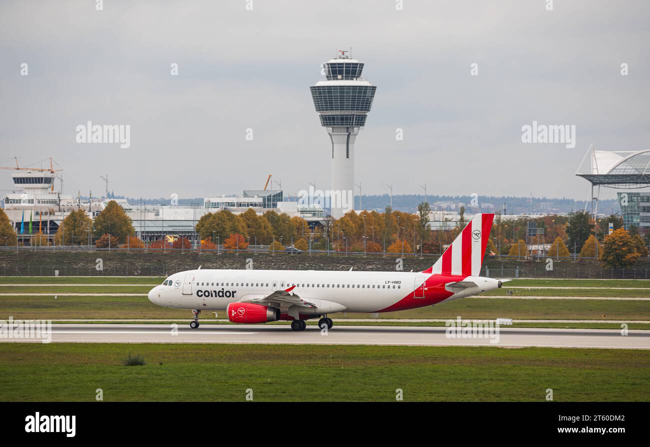 Condor Ein Airbus A320-233 in der Bemalung der deutschen ...