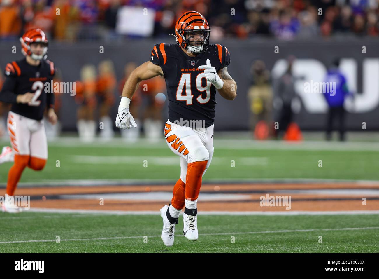 Cincinnati Bengals linebacker Joe Bachie (49) in action during an NFL ...