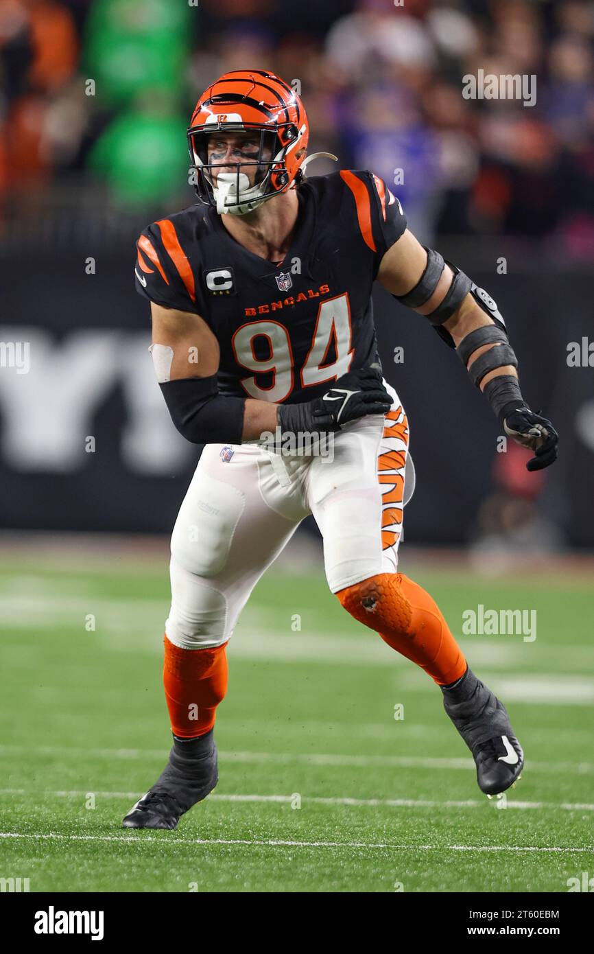 Cincinnati Bengals defensive end Sam Hubbard (94) in action during an ...