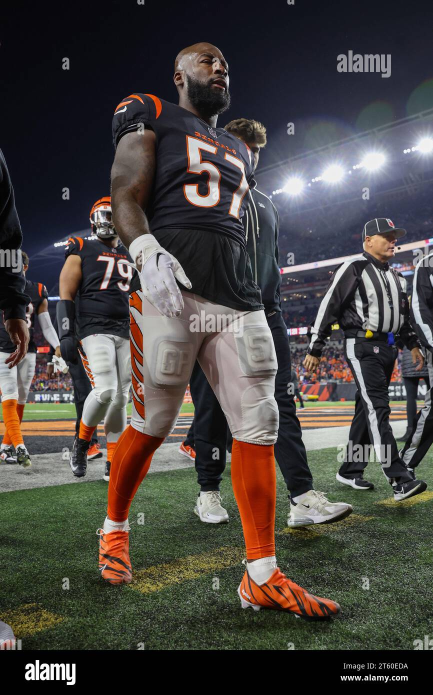 Cincinnati Bengals linebacker Germaine Pratt (57) leaves the field at ...