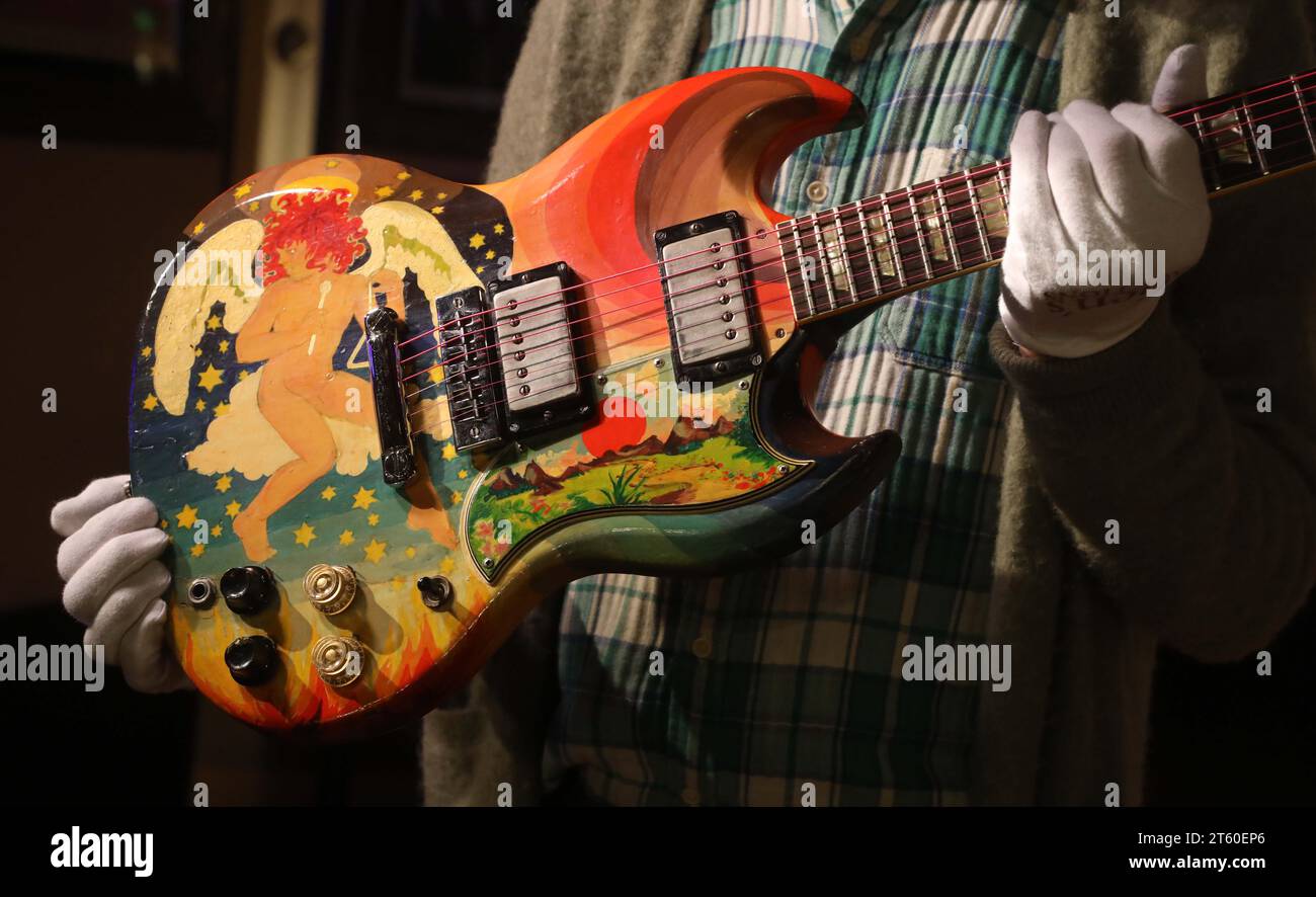 New York, New York, USA. 6th Nov, 2023. Eric Clapton Cream Stage-Played ...