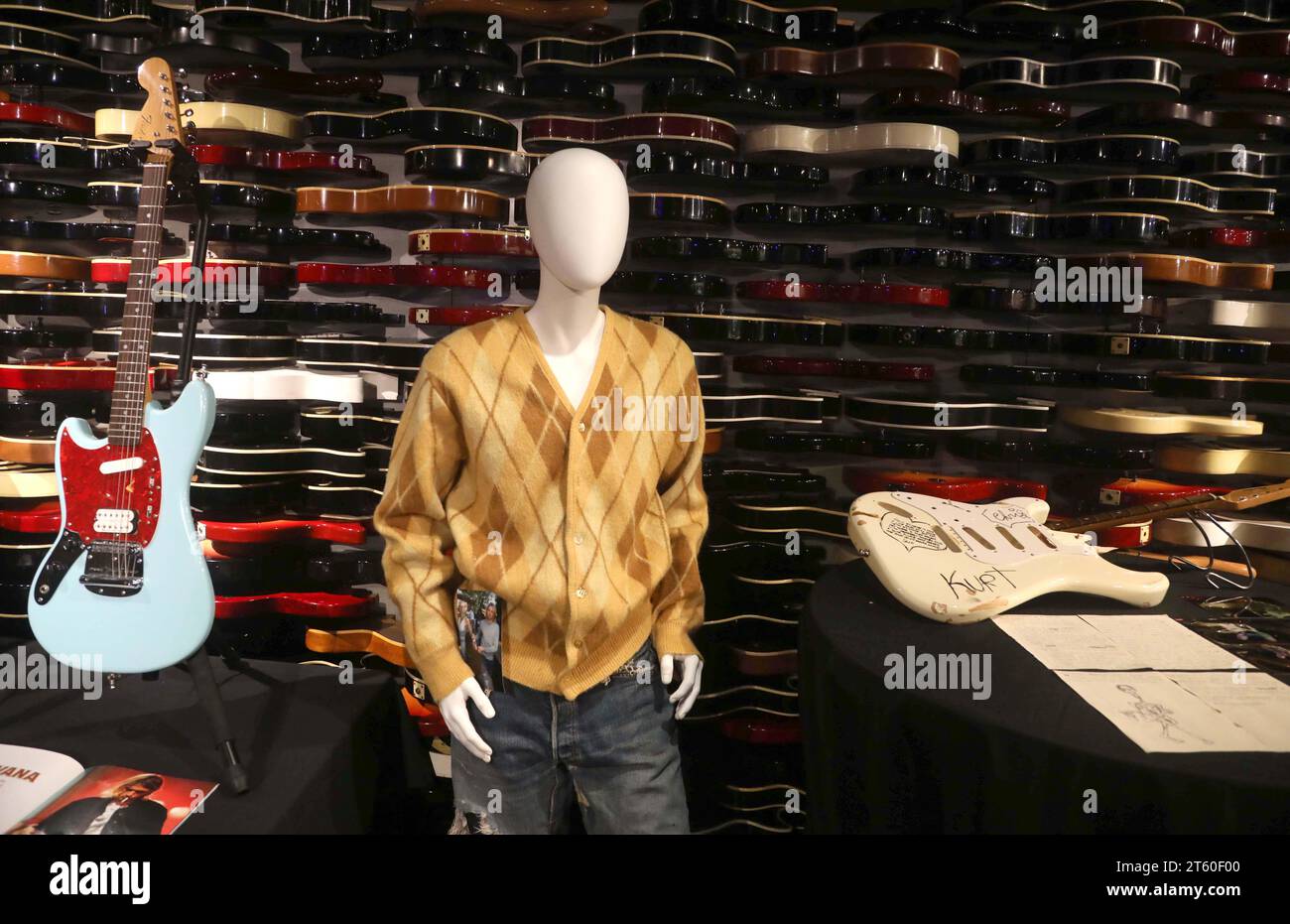 New York, New York, USA. 6th Nov, 2023. Nirvana Kurt Cobain stage ...