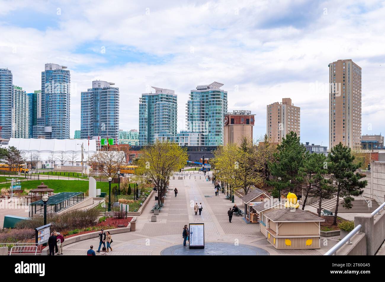 Daily Life in Toronto, Canada, 2011 Stock Photo - Alamy