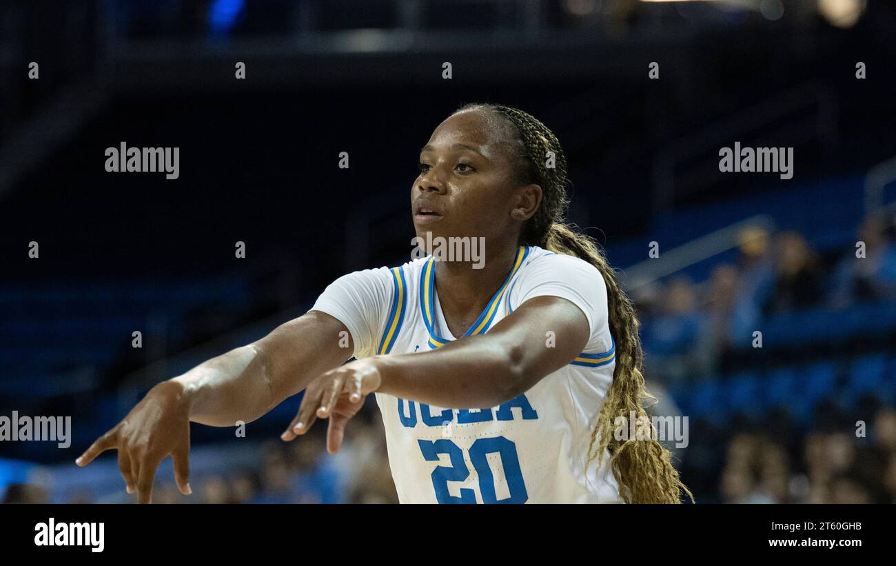 UCLA guard Charisma Osborne (20) passes the ball during an NCAA ...