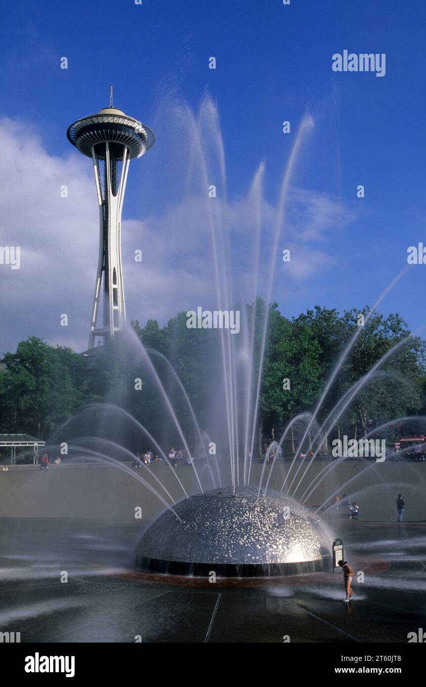 International Fountain with Space Needle, Seattle Center, Seattle ...