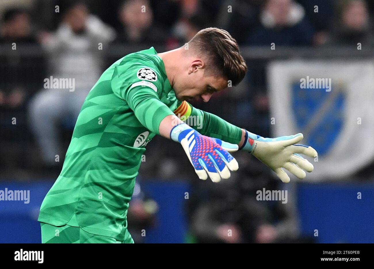 Hamburg, Germany. 07th Nov, 2023. Soccer: Champions League, matchday 4 ...