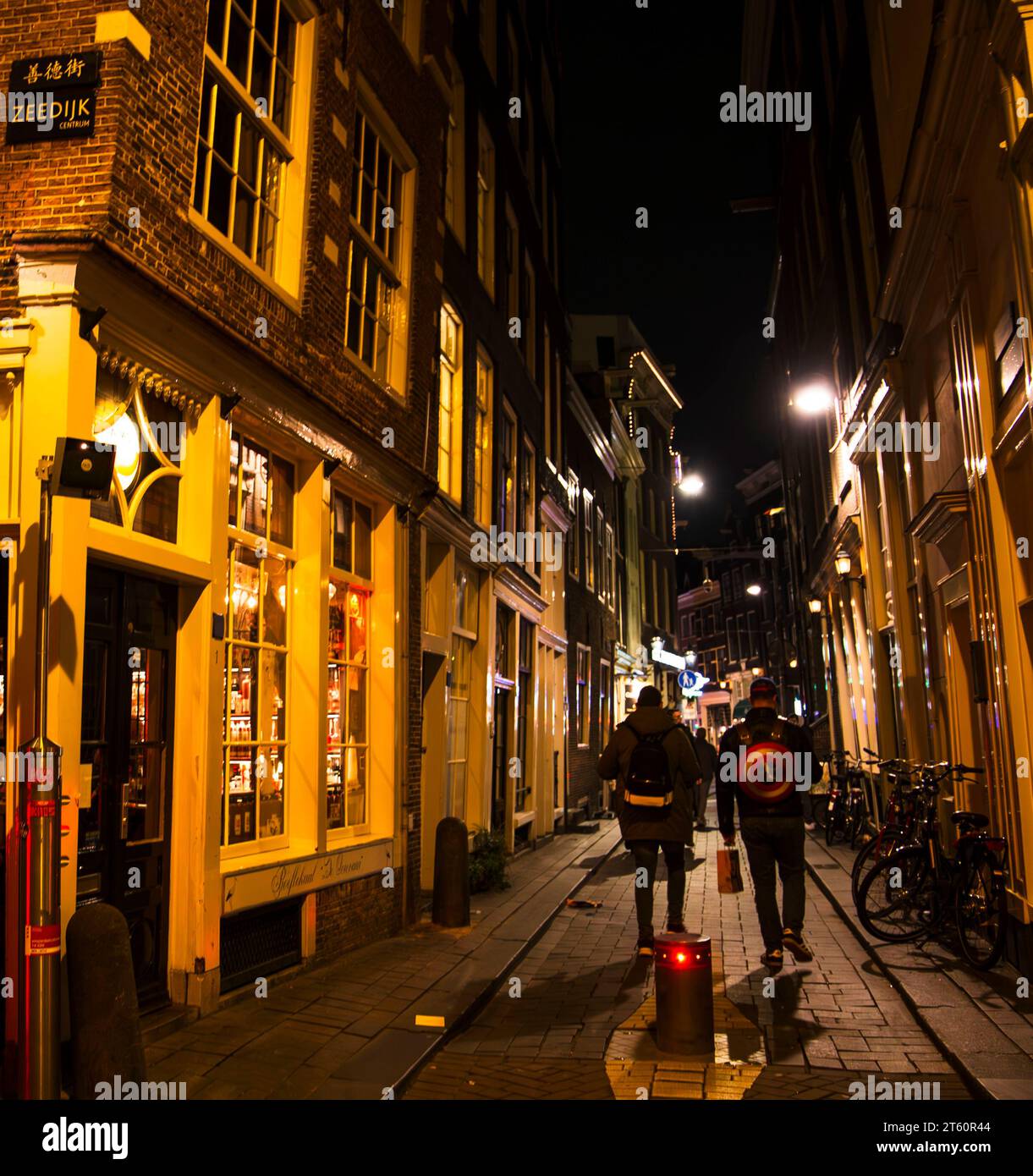 Zeedijk amsterdam hi-res stock photography and images - Alamy
