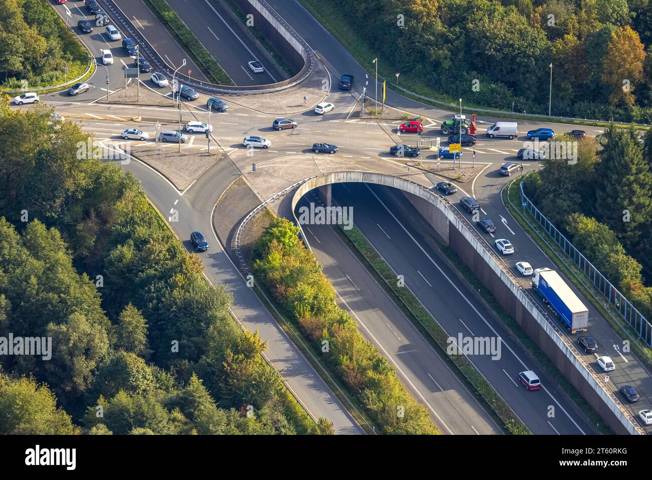 Road traffic intersection heestrasse with underpass huttentalstrasse ...