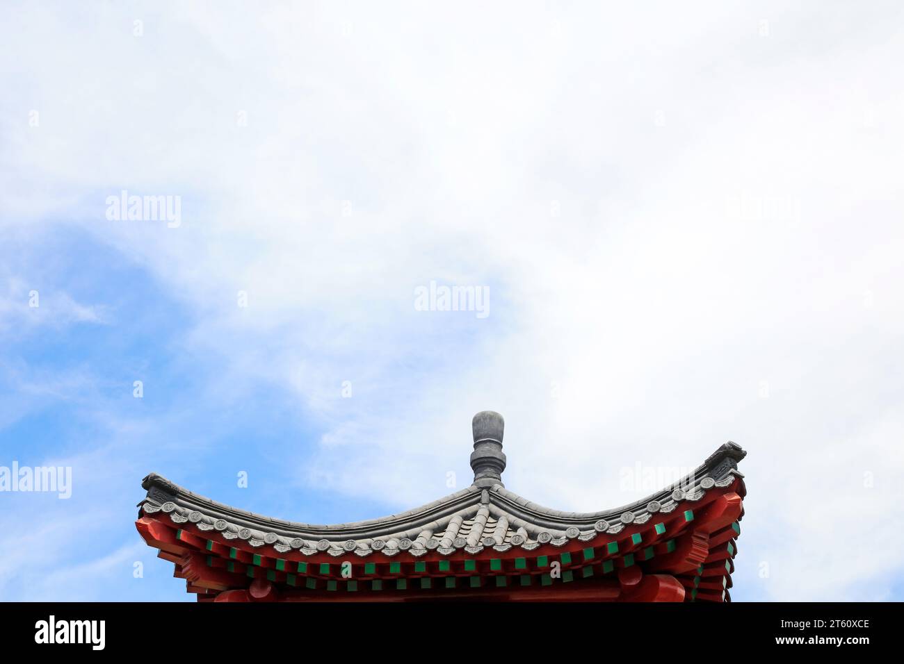 Chinglish pavilion roof Stock Photo - Alamy