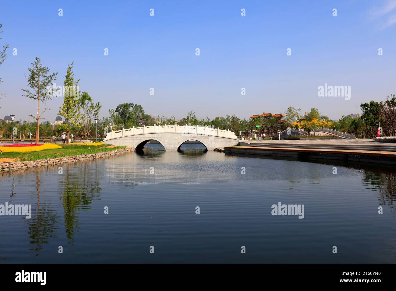 Double arch stone bridge Stock Photo - Alamy