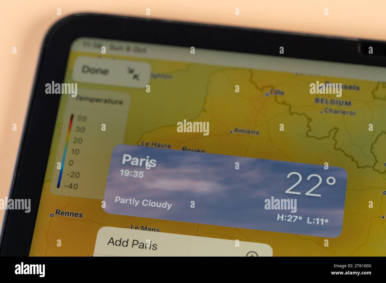 New York, USA - October 8, 2023: Checking temperature outside in Paris ...