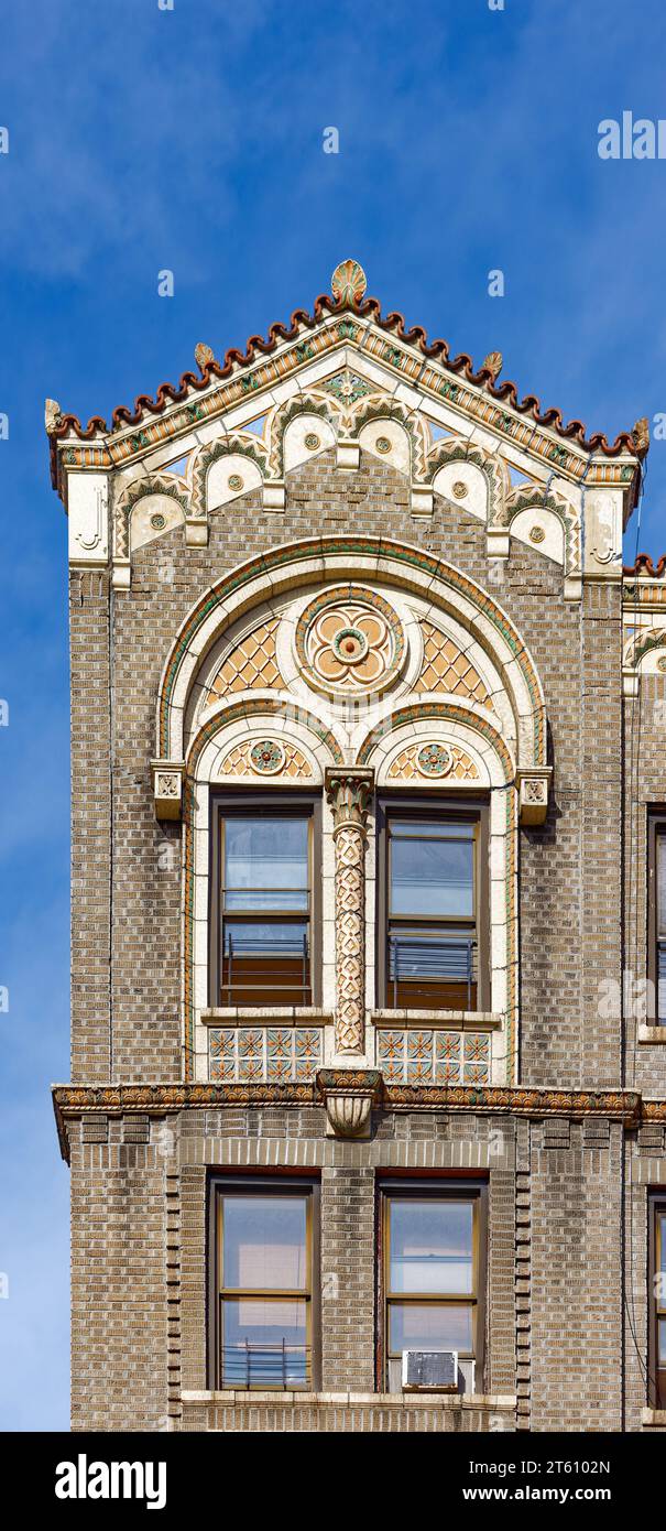 3235 Grand Concourse is a low-rise residential building in Jerome Park ...