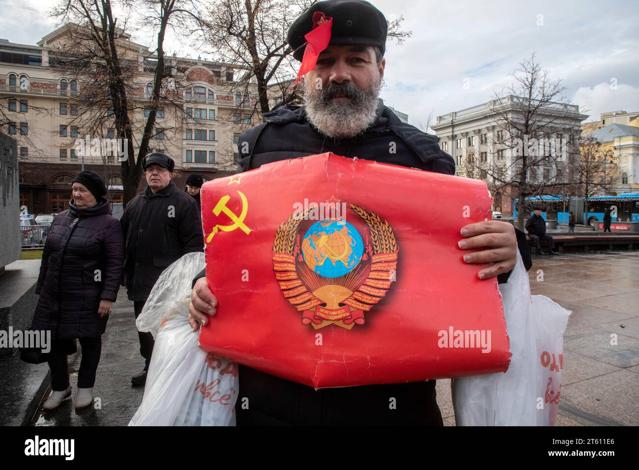 Moscow, Russia. 7th of November, 2023. Communist party supporter takes ...