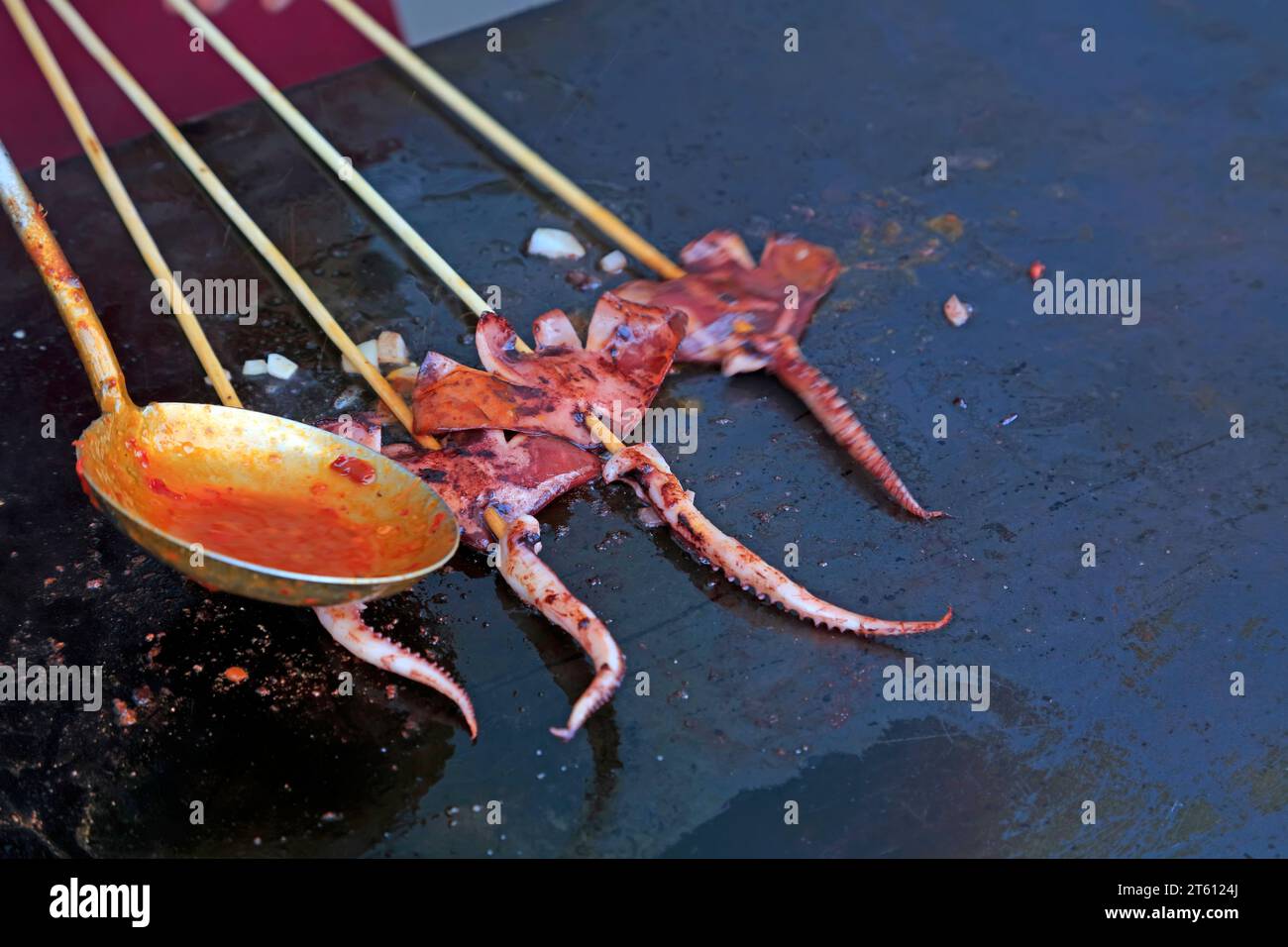 Iron plate squid hi-res stock photography and images - Alamy