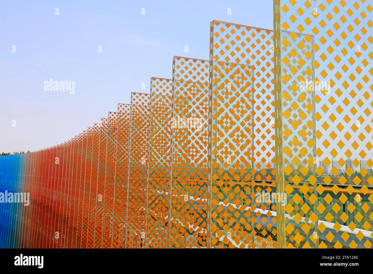 Solar plates hi-res stock photography and images - Alamy