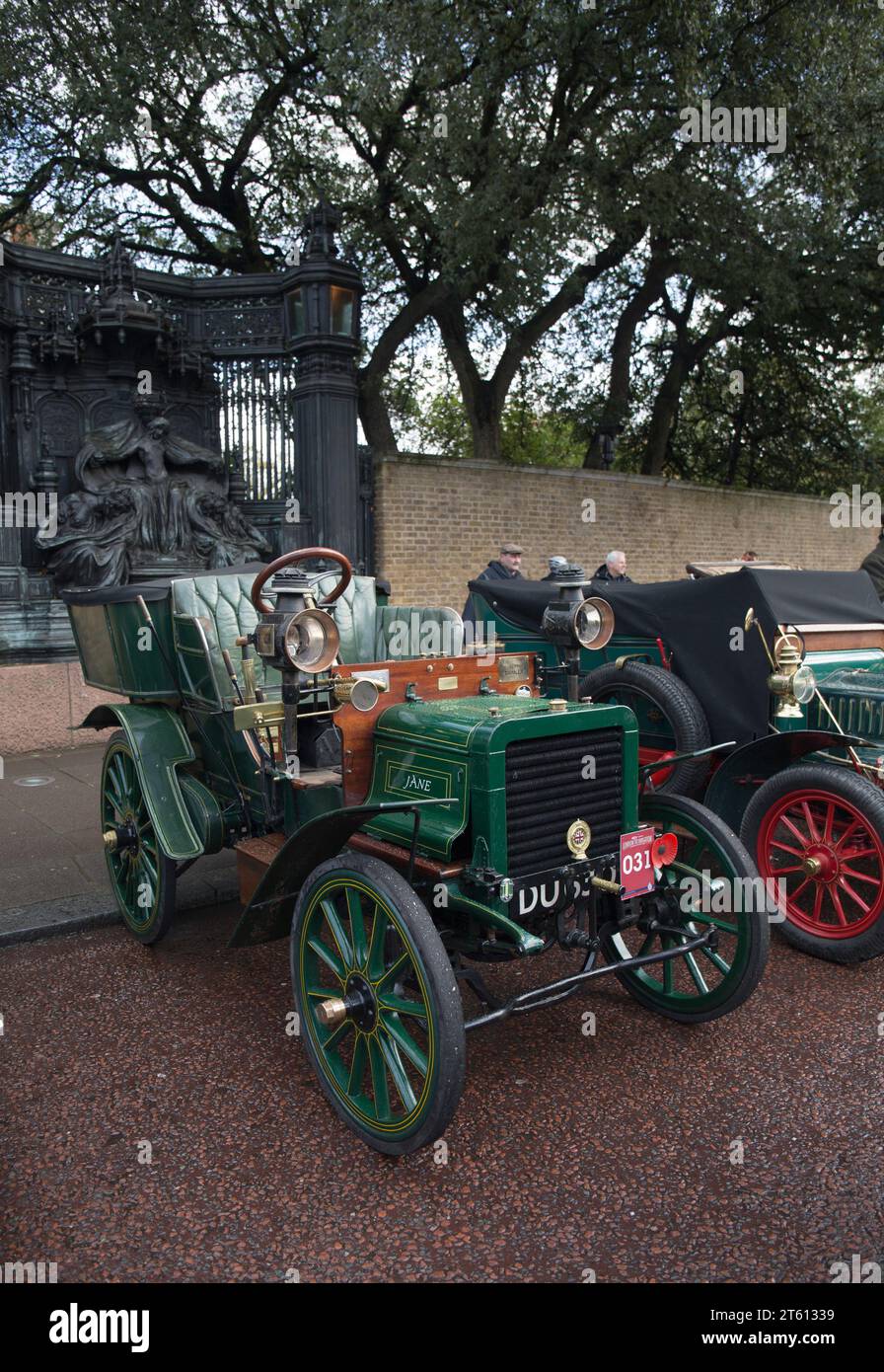 Entrant 31 1899 Daimler London To Brighton Veteran Car Run Concours ...