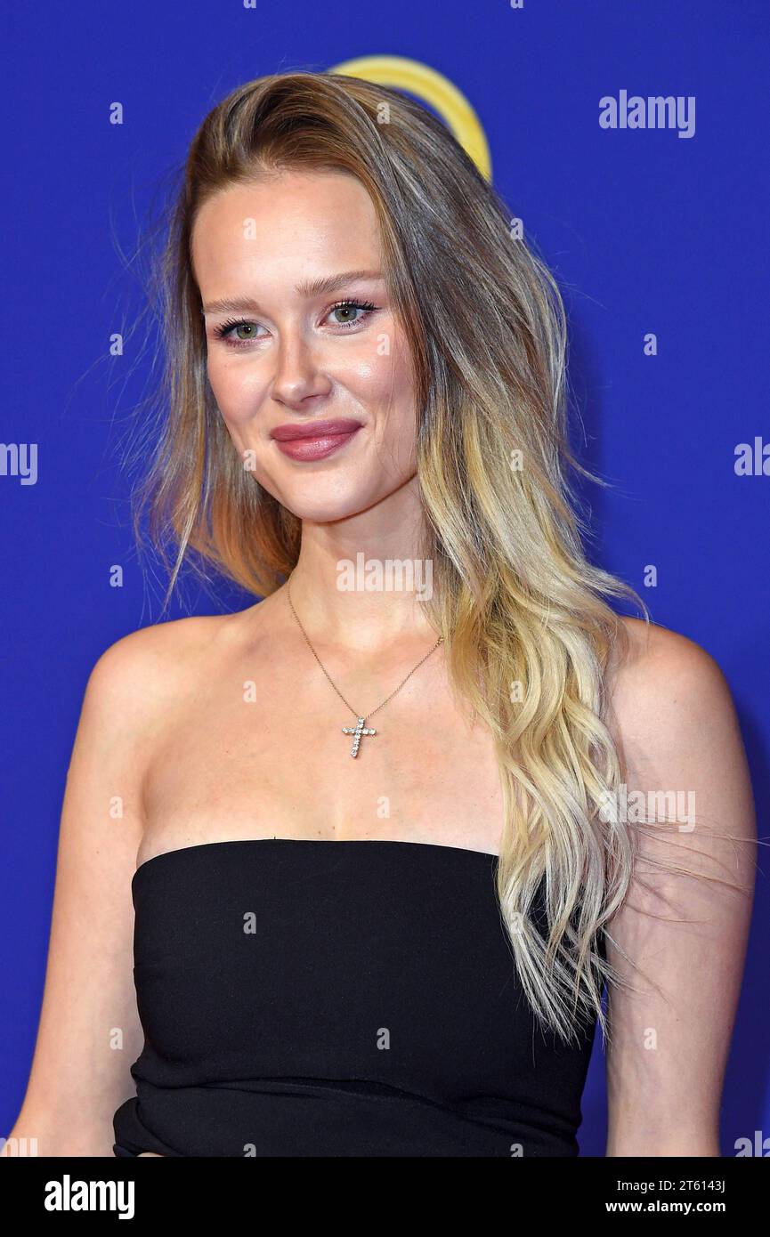 Laura-Marie Geissler - VERLEIHUNG DAS GOLDENE LENKRAD 2023 im Axel ...