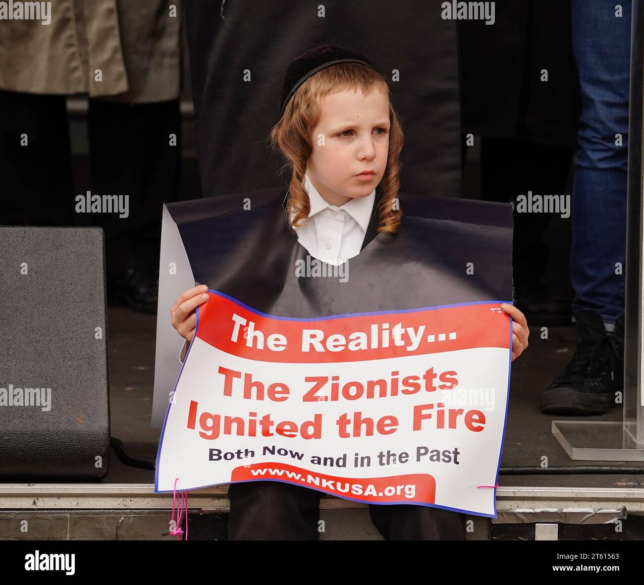 Washington, DC - November 4th: A crowd of supporters call for a ...