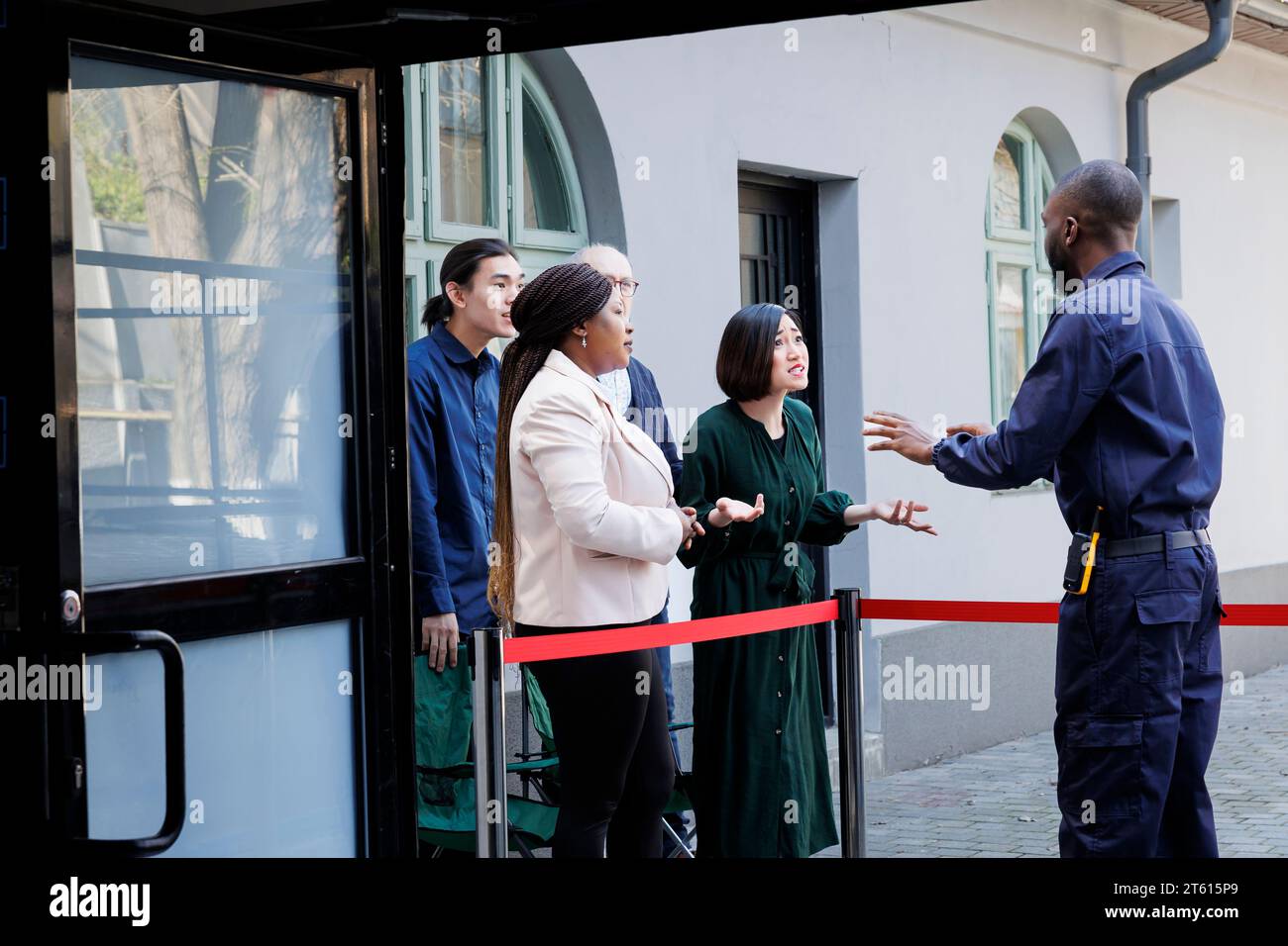 Angry customers line hi-res stock photography and images - Alamy