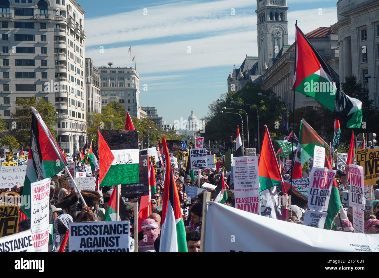 Washington, DC - November 4th: A crowd of supporters call for a ...