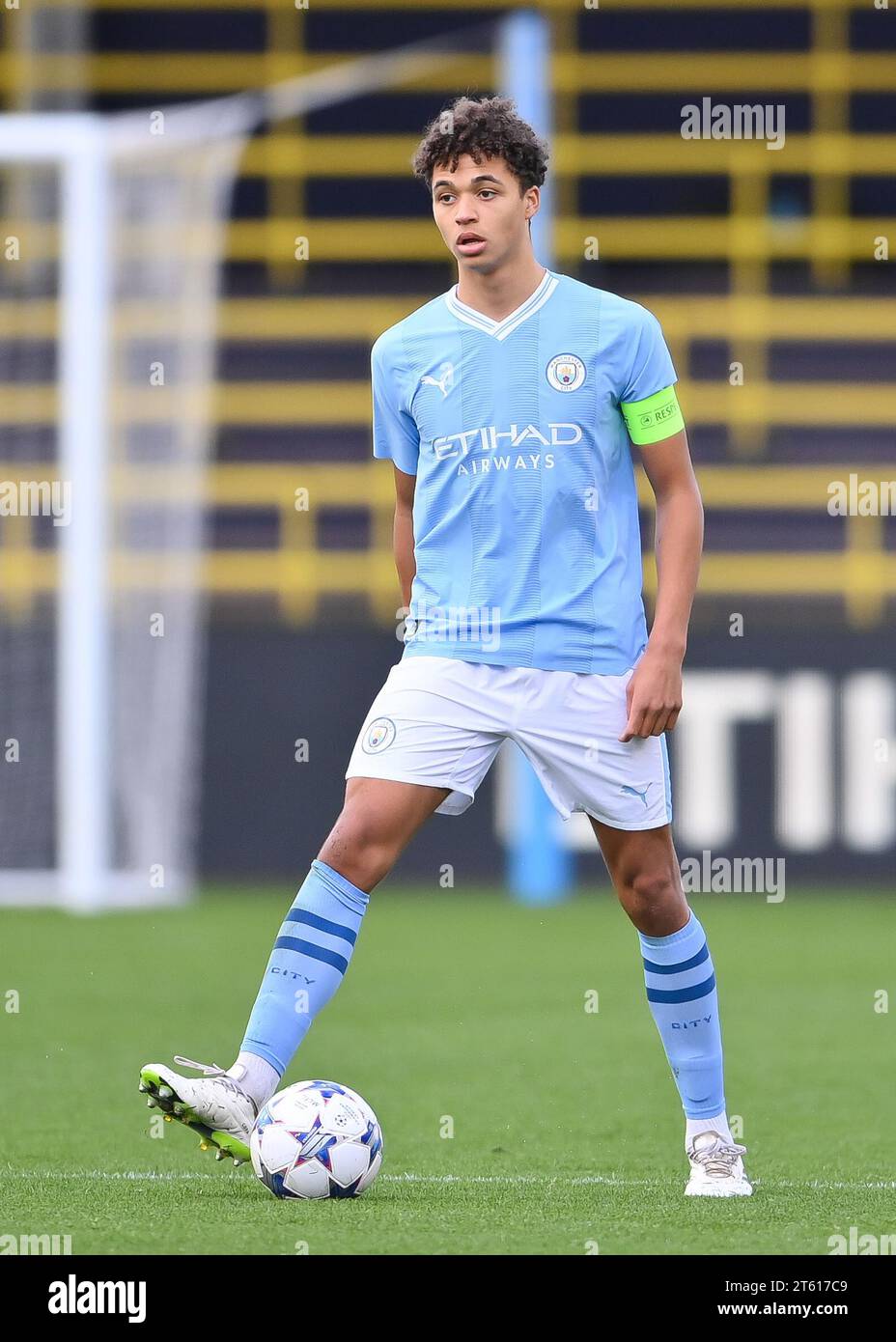 Manchester, UK. 7th Nov, 2023. Max Alleyne of Manchester City during ...
