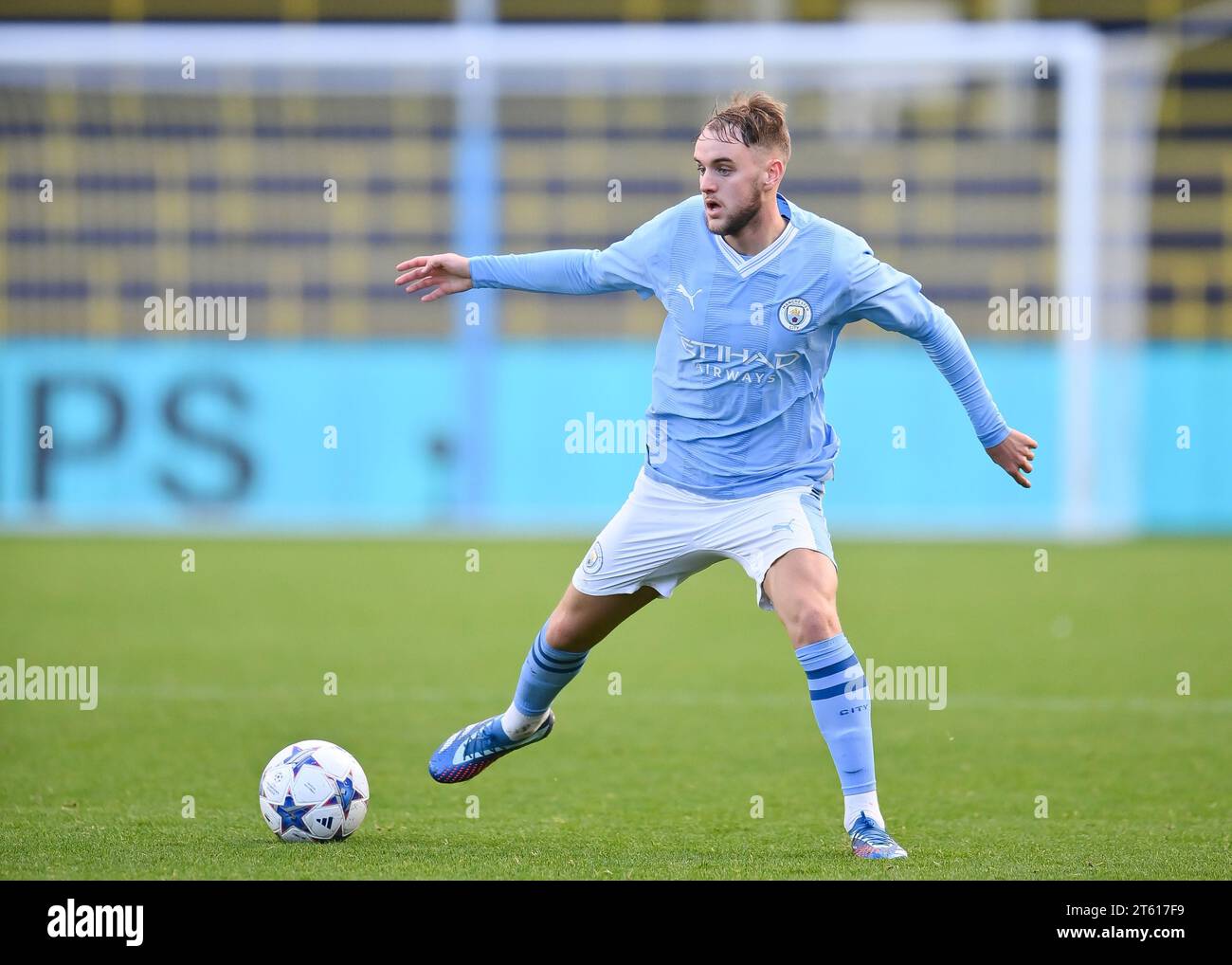 Josh adam soccer hi-res stock photography and images - Alamy