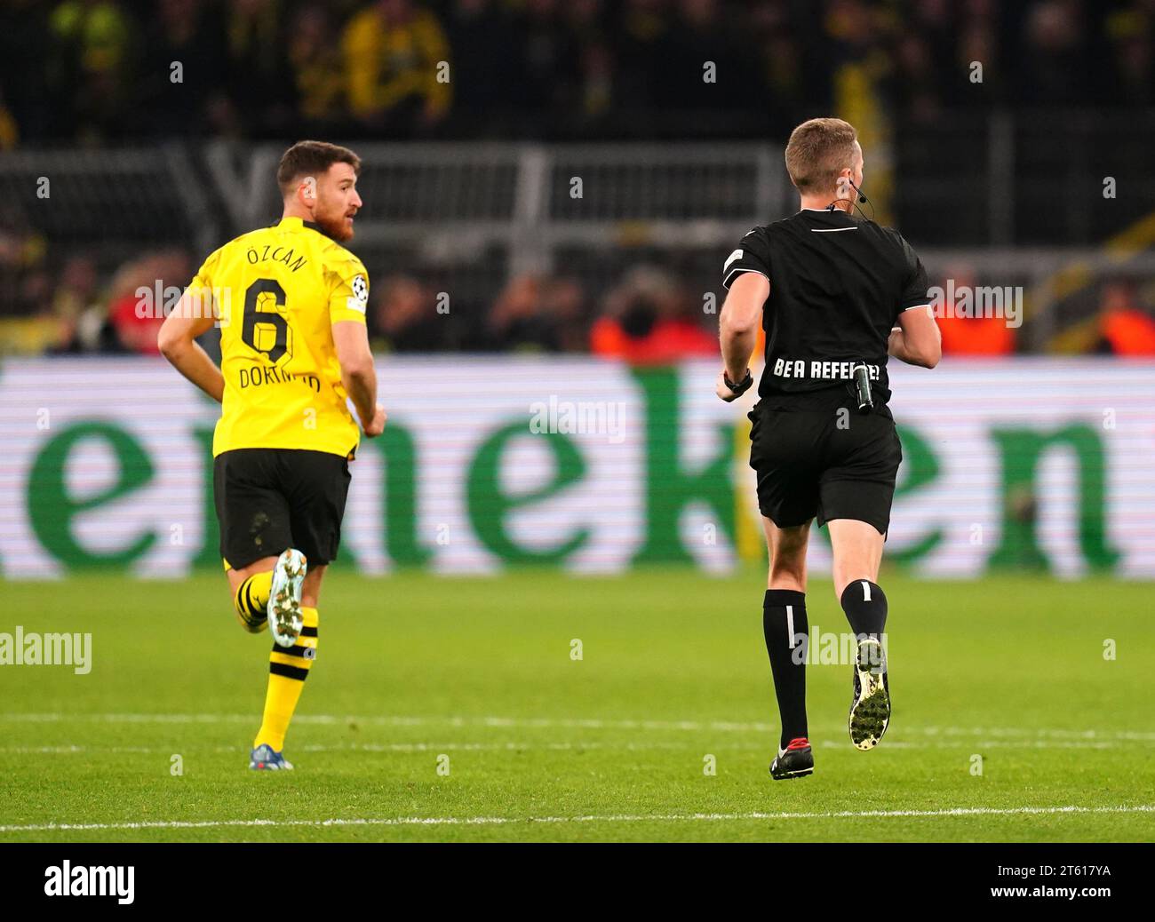 Referee Alejandro Hernandez (right) during the UEFA Champions League ...