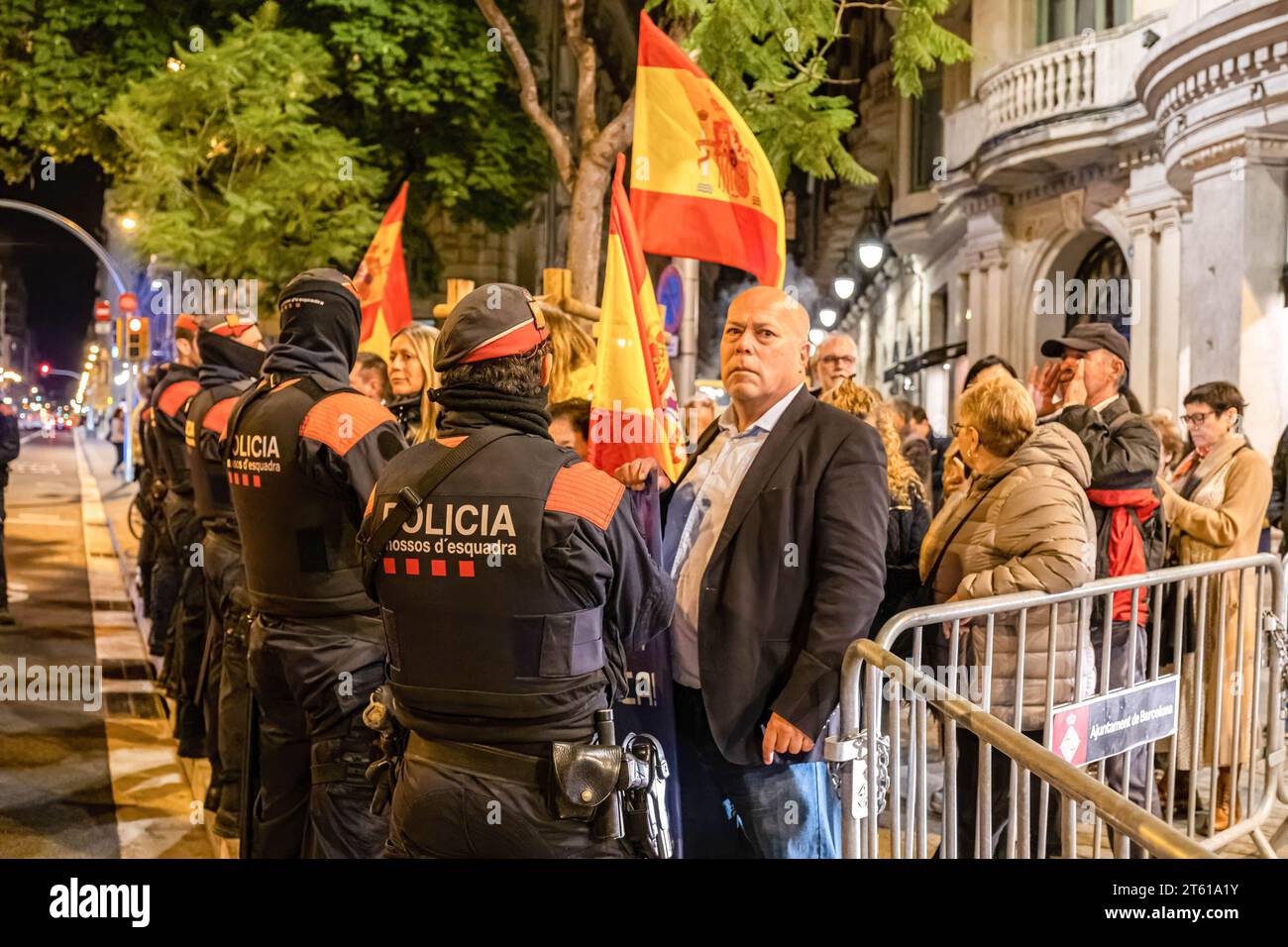 Barcelona, Spain. 07th Nov, 2023. Spanish nationalists are seen during ...