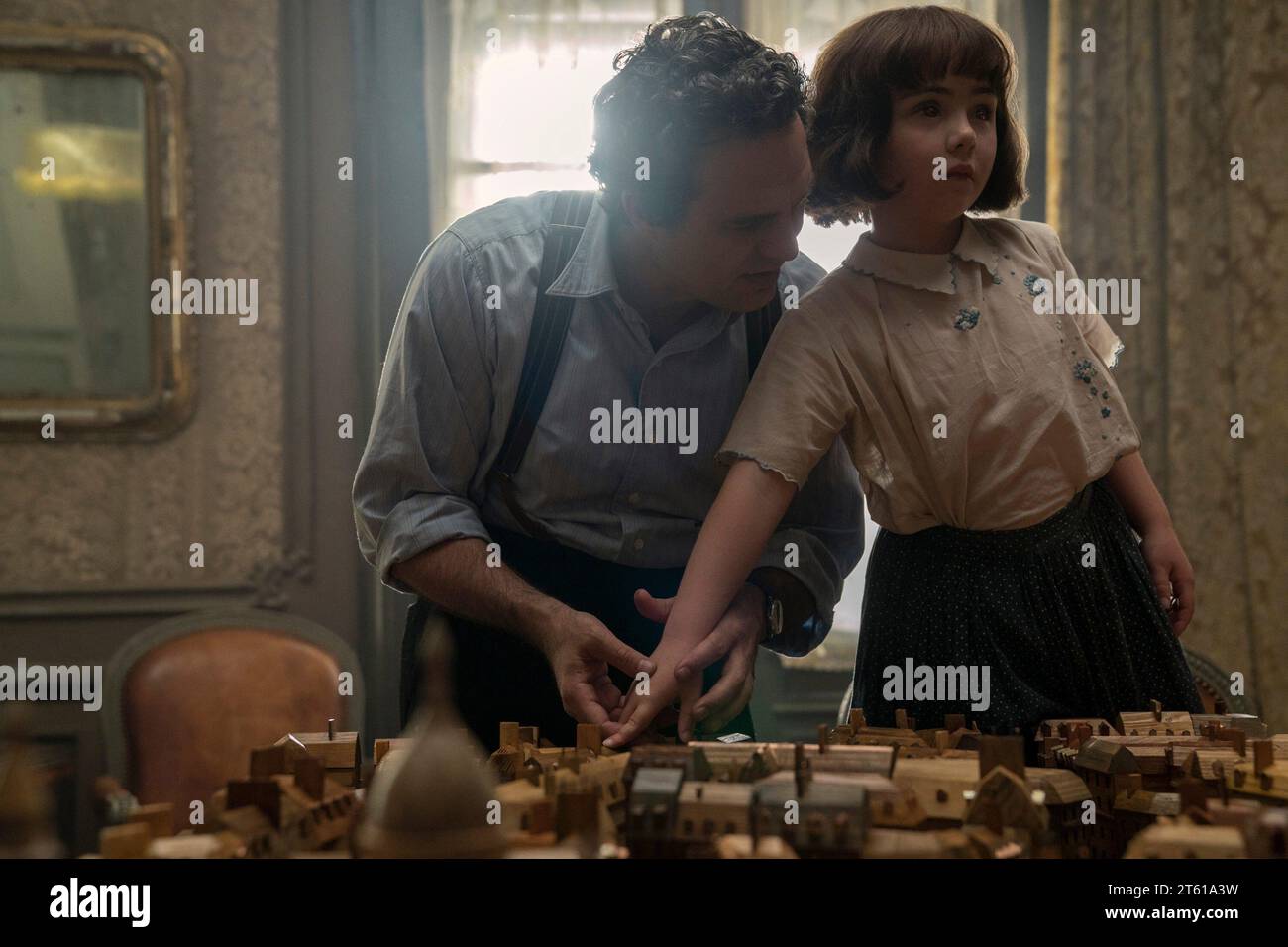 ALL THE LIGHT WE CANNOT SEE, from left: Mark Ruffalo, Nell Sutton ...