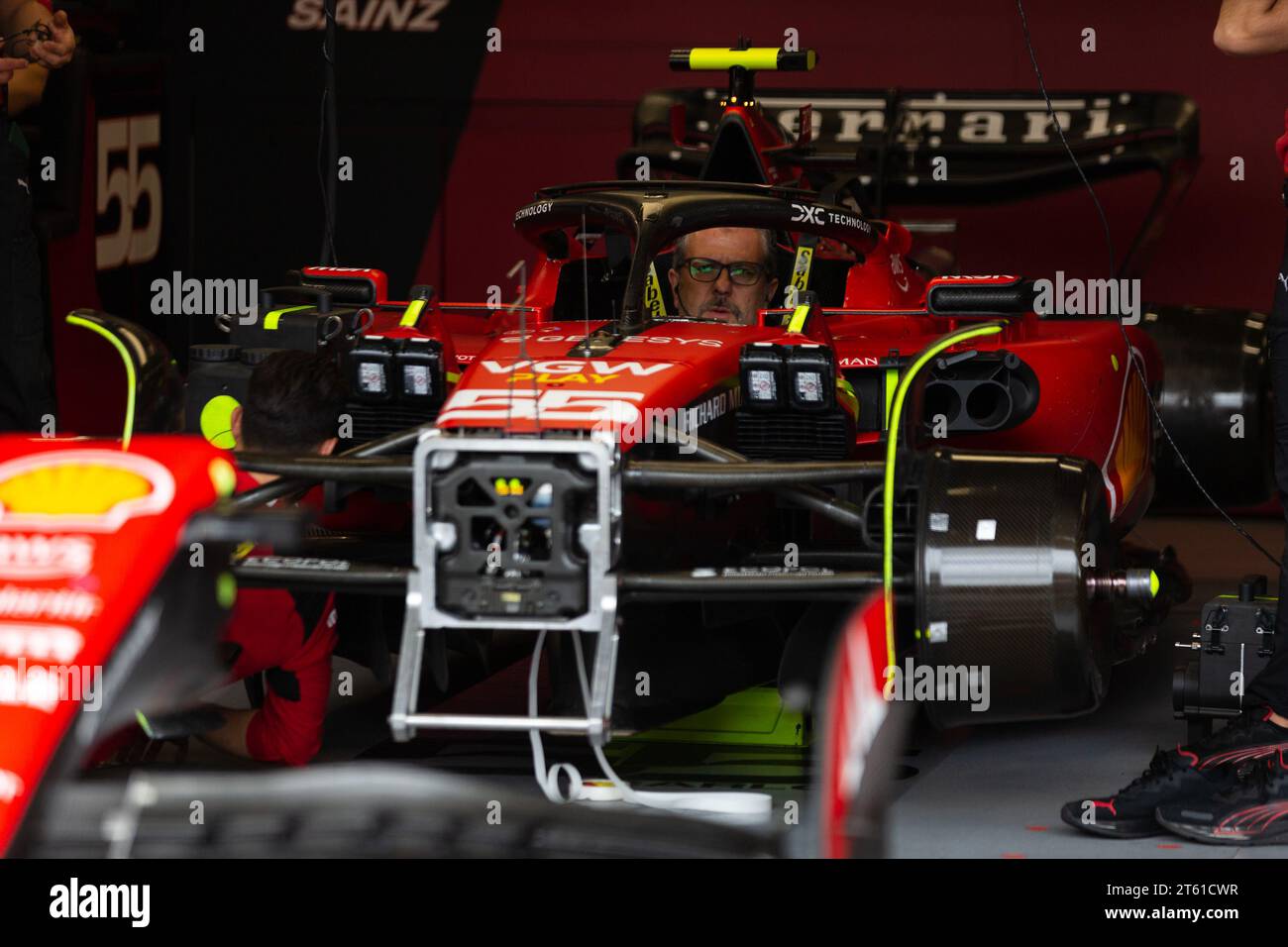 Ferrari f1 mechanics hi-res stock photography and images - Alamy