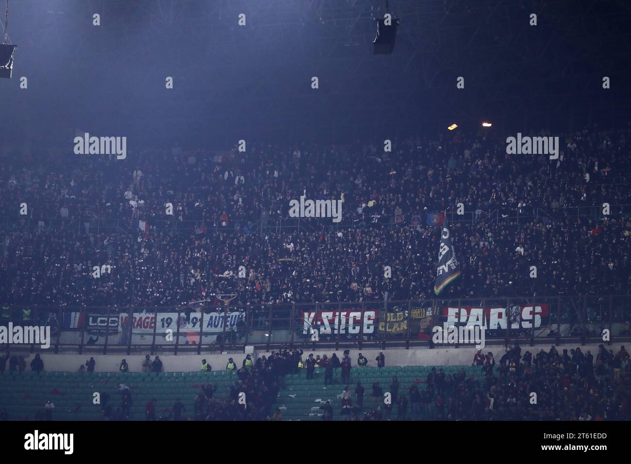 Tifo psg hi-res stock photography and images - Alamy