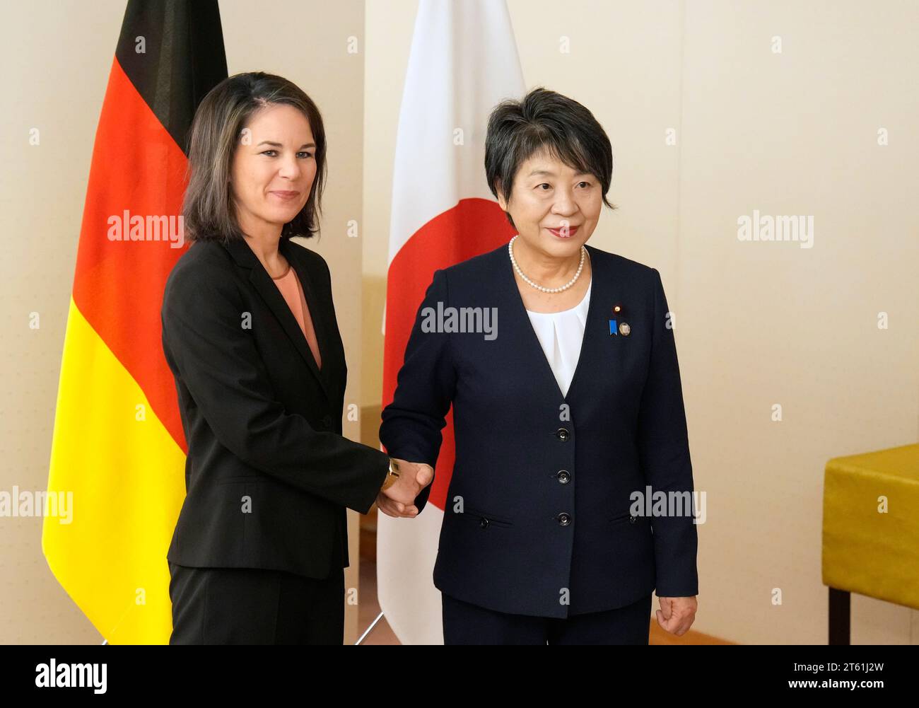 Tokyo, Japan. 8th Nov, 2023. Japanese Foreign Minister Yoko Kamikawa (R ...