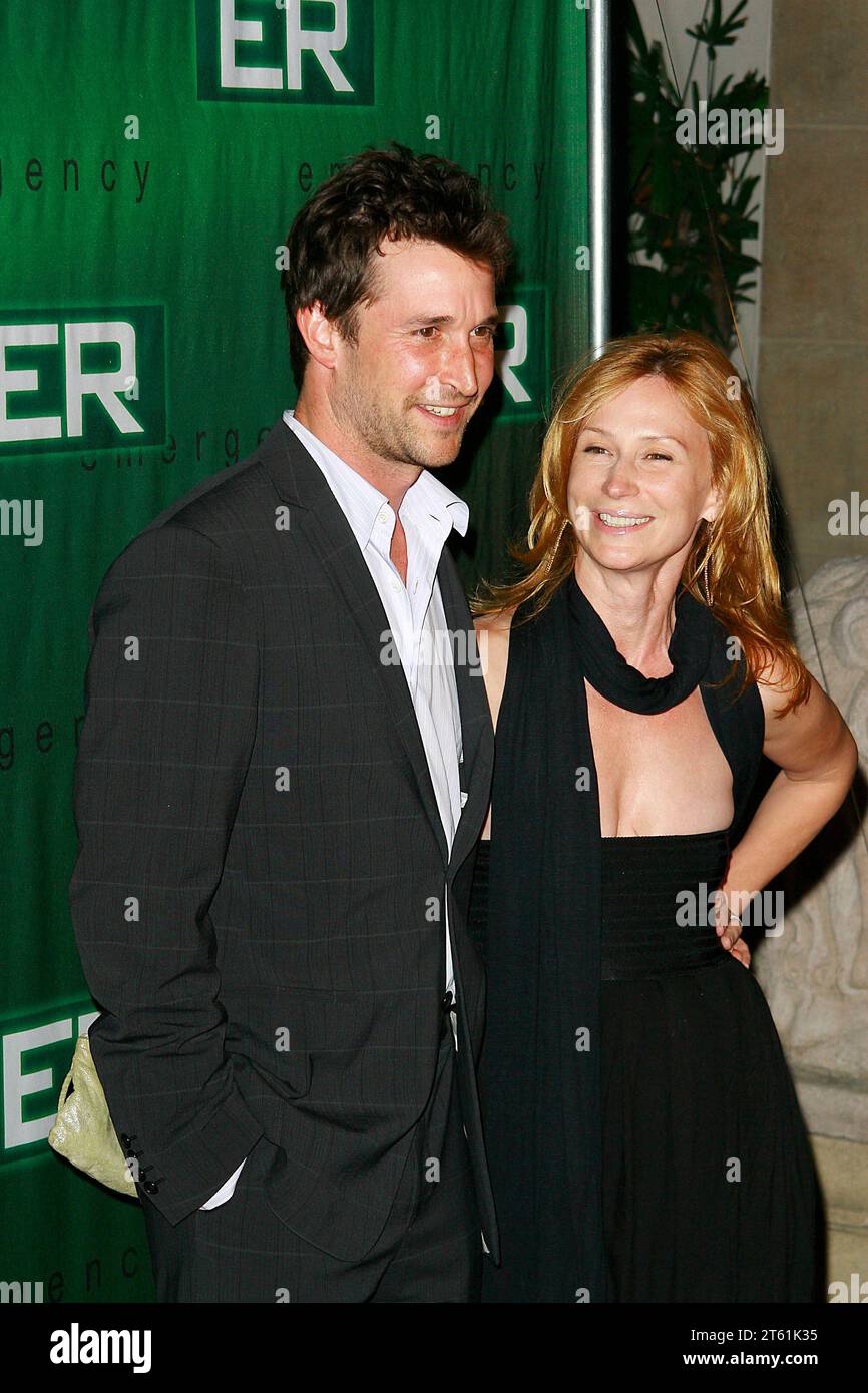 Noah Wyle and wife Tracy at the "ER" Says Goodbye After 15 Years Finale ...