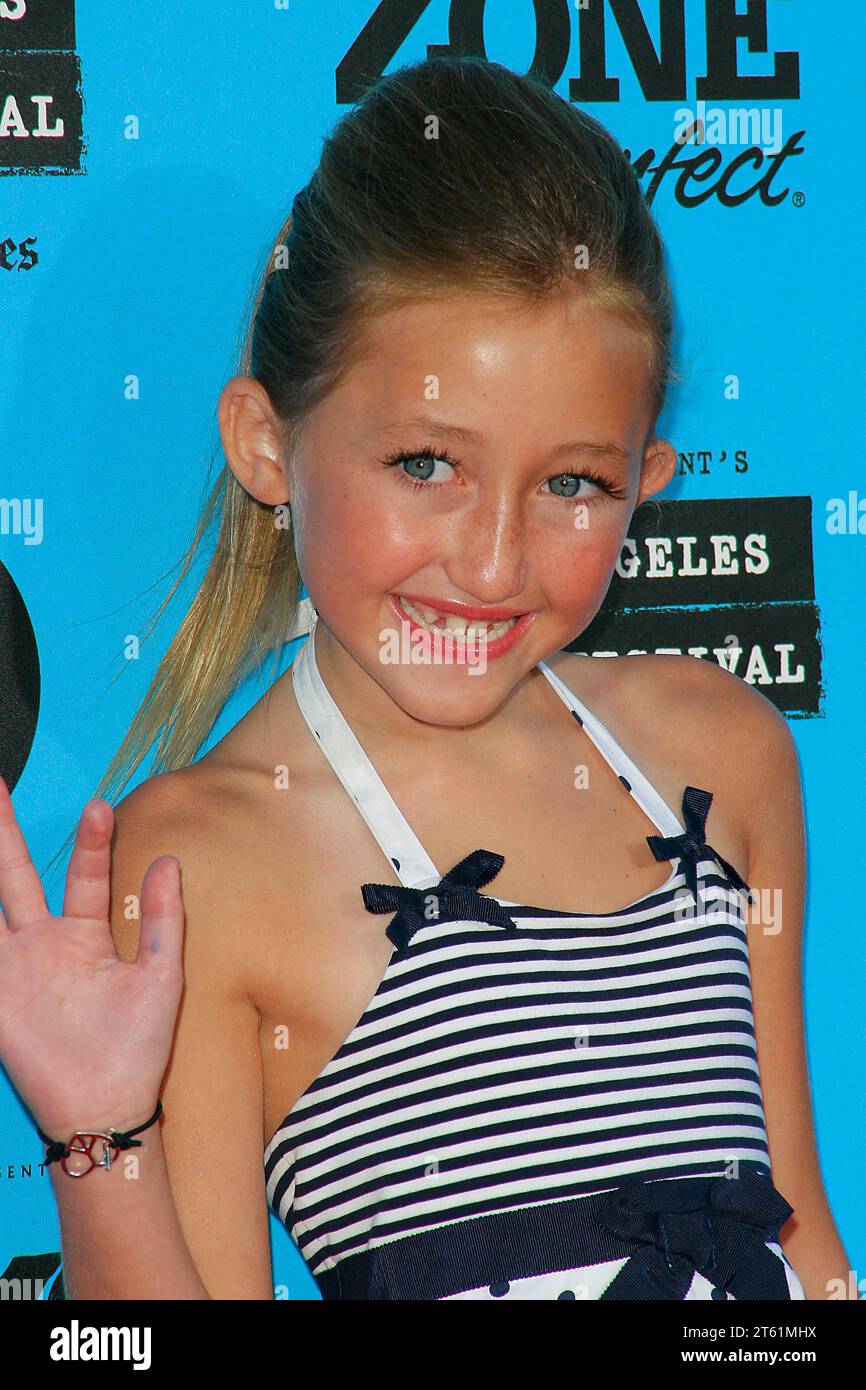 Noah cyrus 2009 hi-res stock photography and images - Alamy