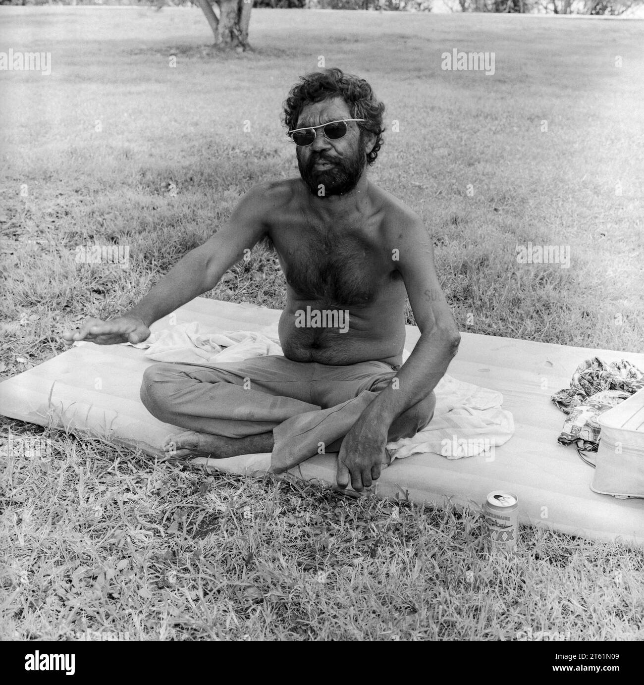 Aboriginal People in the Todd River, Alice Springs, Northern Territory ...