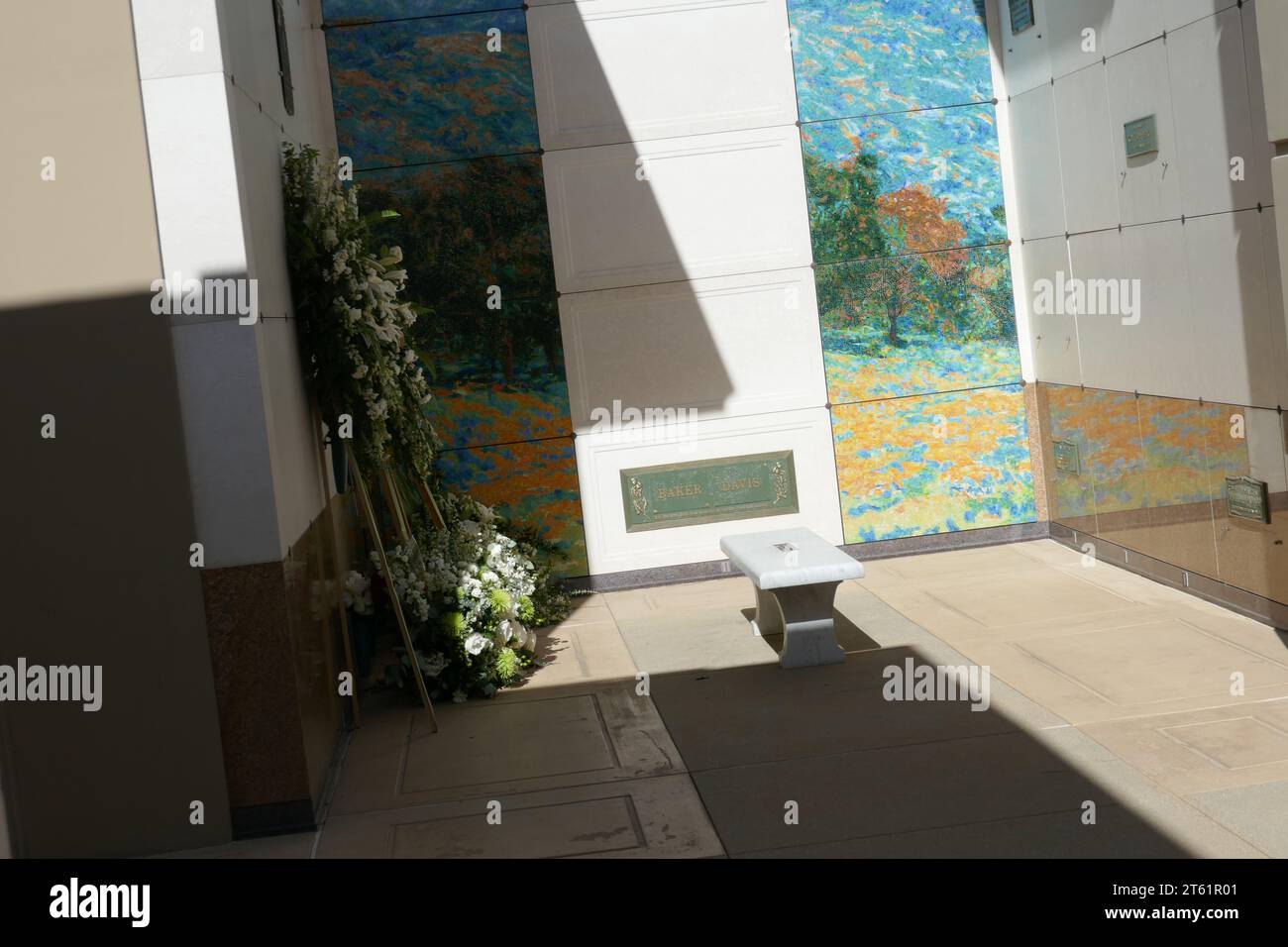 Los Angeles, California, USA 6th November 2023 Actor Matthew PerryÕs ...