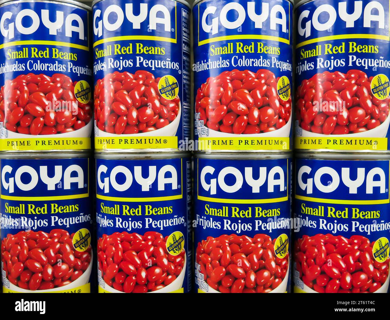 Small Red Beans Stocked on Grocery Store Shelf Stock Photo - Alamy