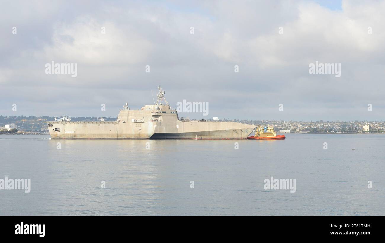 The Independence-variant littoral combat ship USS Jackson (LCS 6 ...