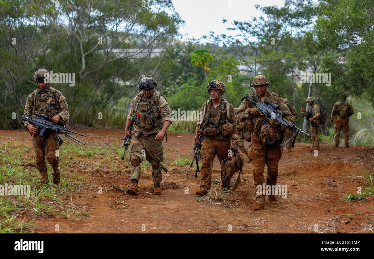 U.S. Army Soldiers assigned to 2nd Battalion, 27th Infantry Regiment ...