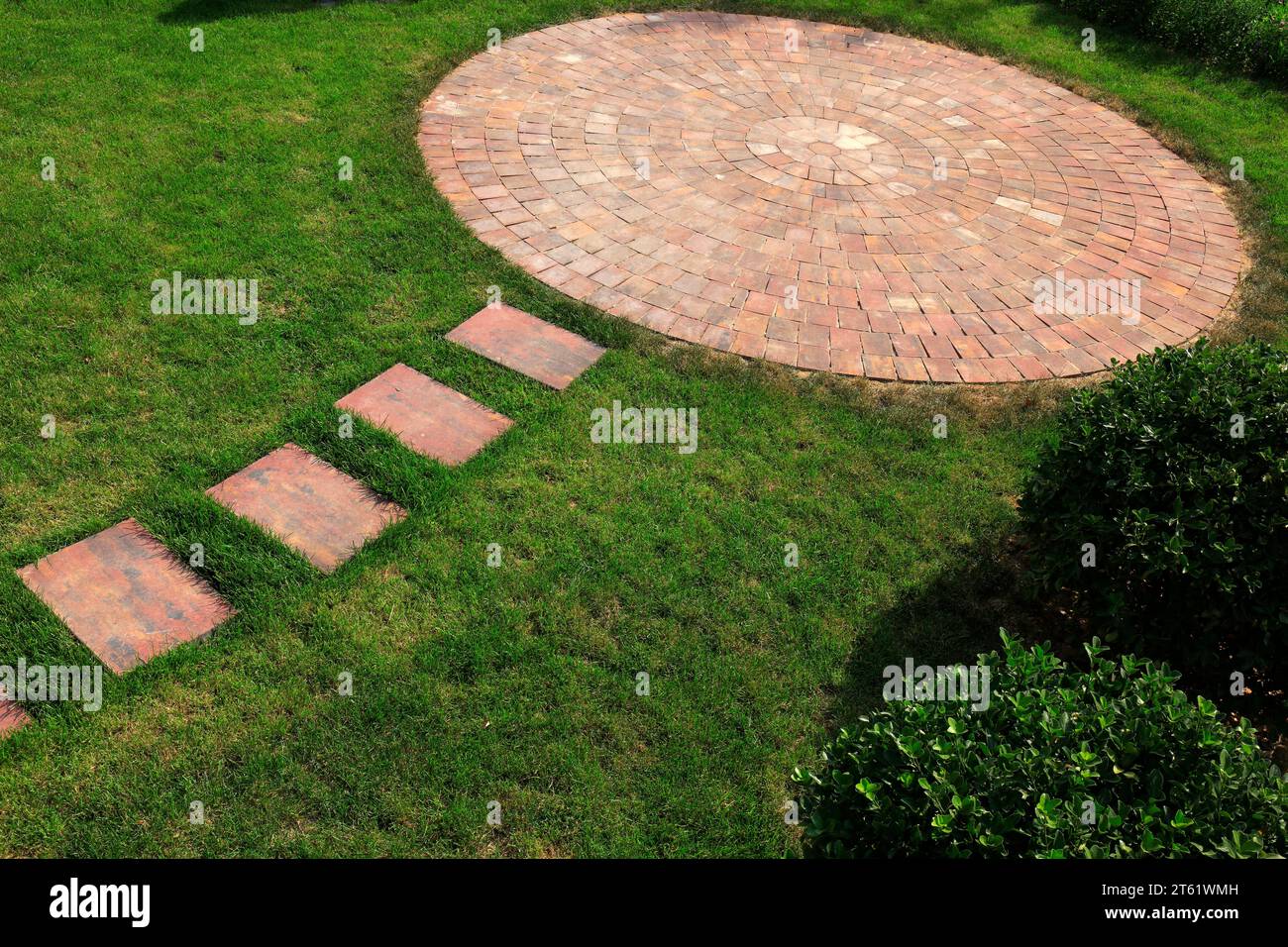 rock stone ring ground Stock Photo - Alamy