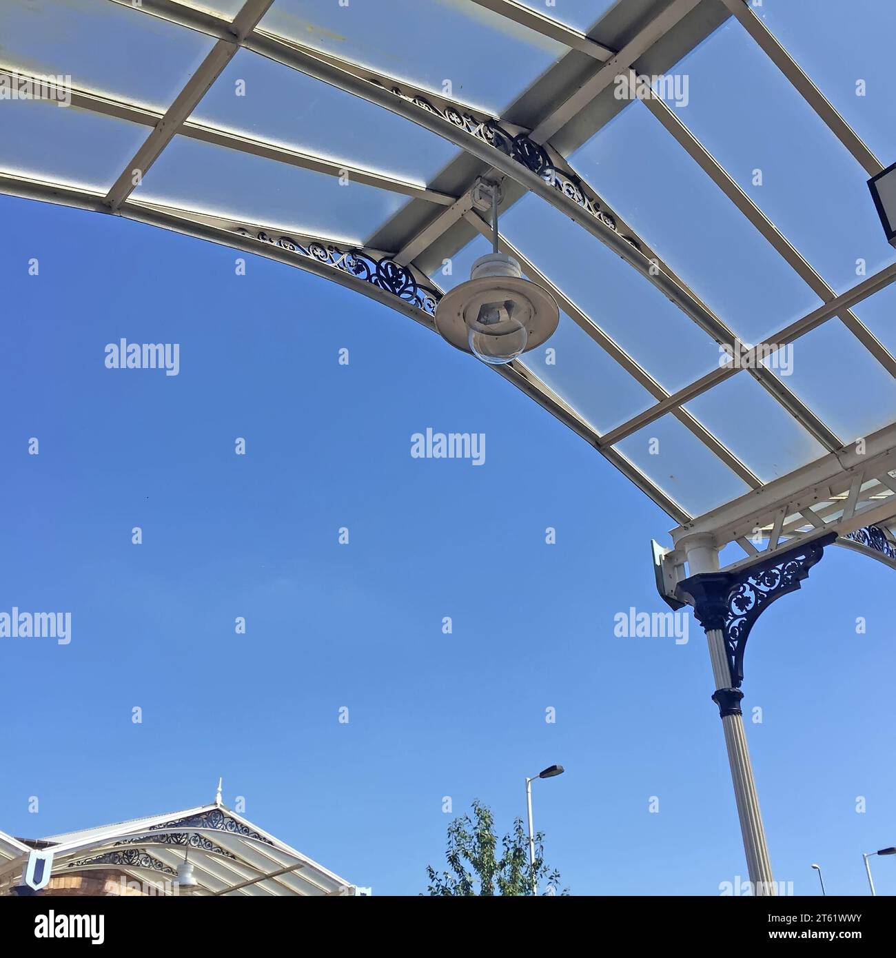 Loughborough railway station platform lighting equipment, UK Stock ...