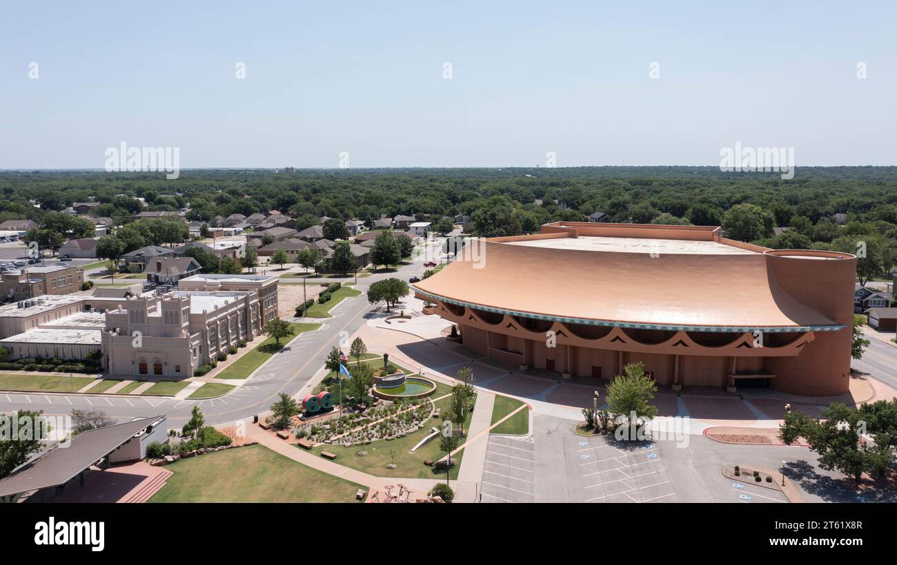 Bartlesville, Oklahoma, USA - June 25, 2023: Afternoon sunlight shines ...