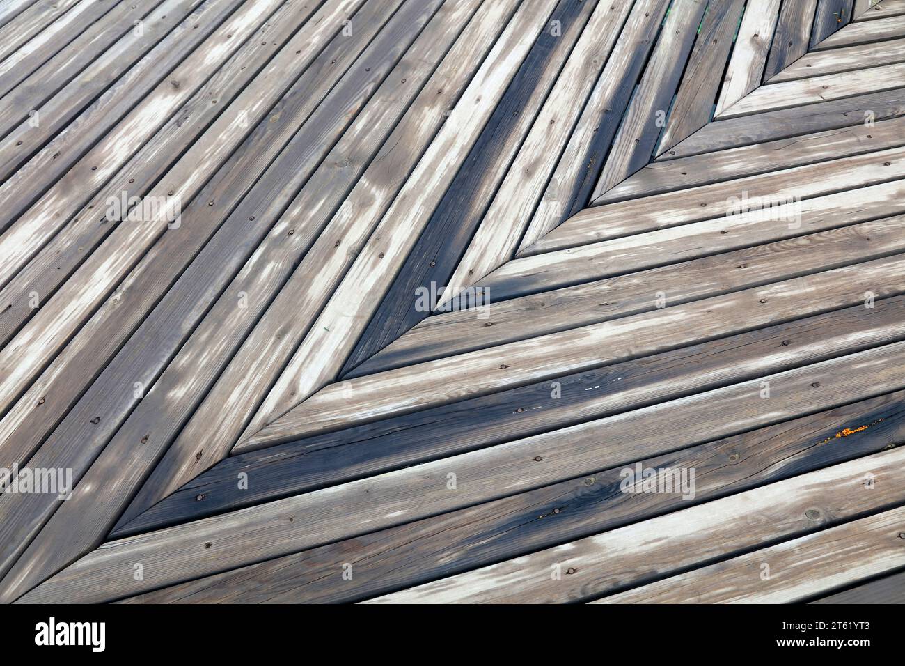 wet wood texture Stock Photo - Alamy