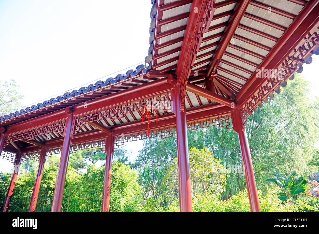 Gallery building structure Stock Photo - Alamy
