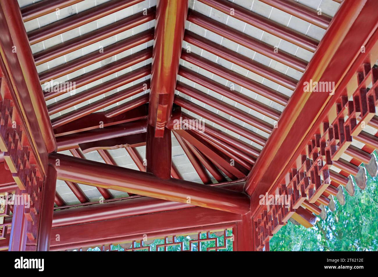 Gallery building structure Stock Photo - Alamy