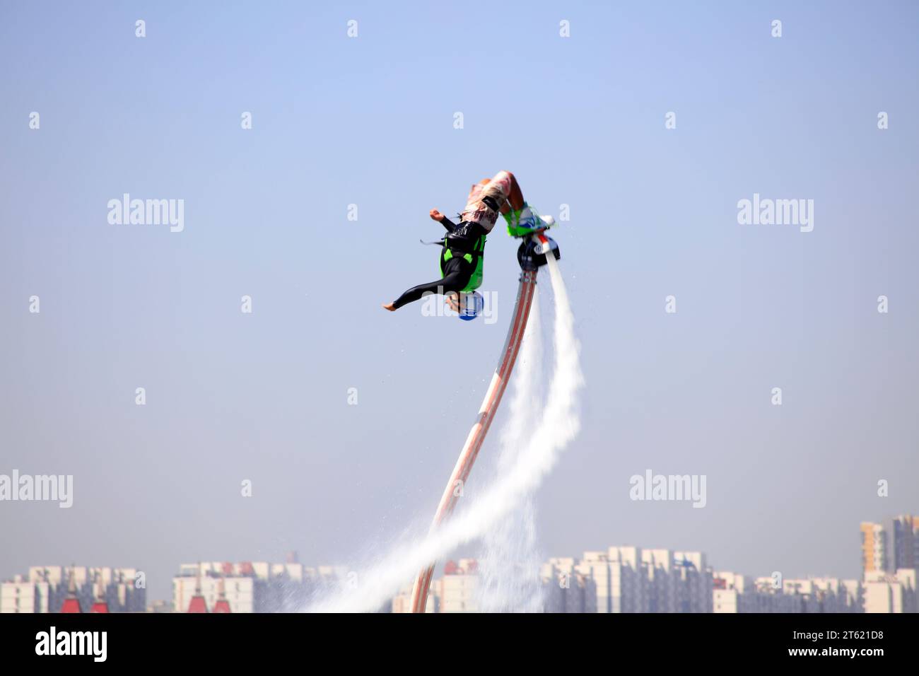 Water stunts in park hi-res stock photography and images - Alamy
