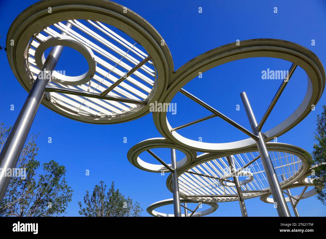 Annular steel structure Stock Photo - Alamy