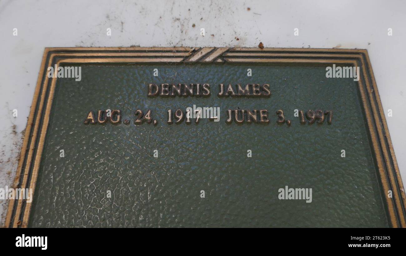 Los Angeles, California, USA 6th November 2023 Television Entertainer/Pioneer Dennis James Grave ...