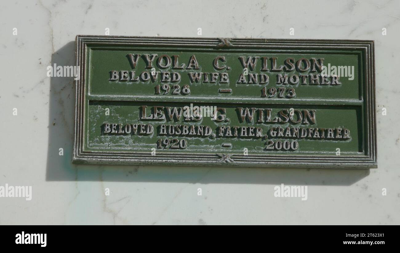 Los Angeles, California, USA 6th November 2023 Actor Lewis Wilson Grave ...