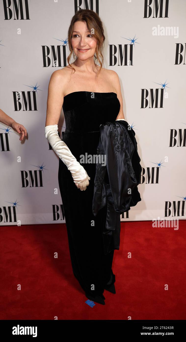 Nashville, USA. 07th Nov, 2023. Matraca Berg arriving at the 68th ...